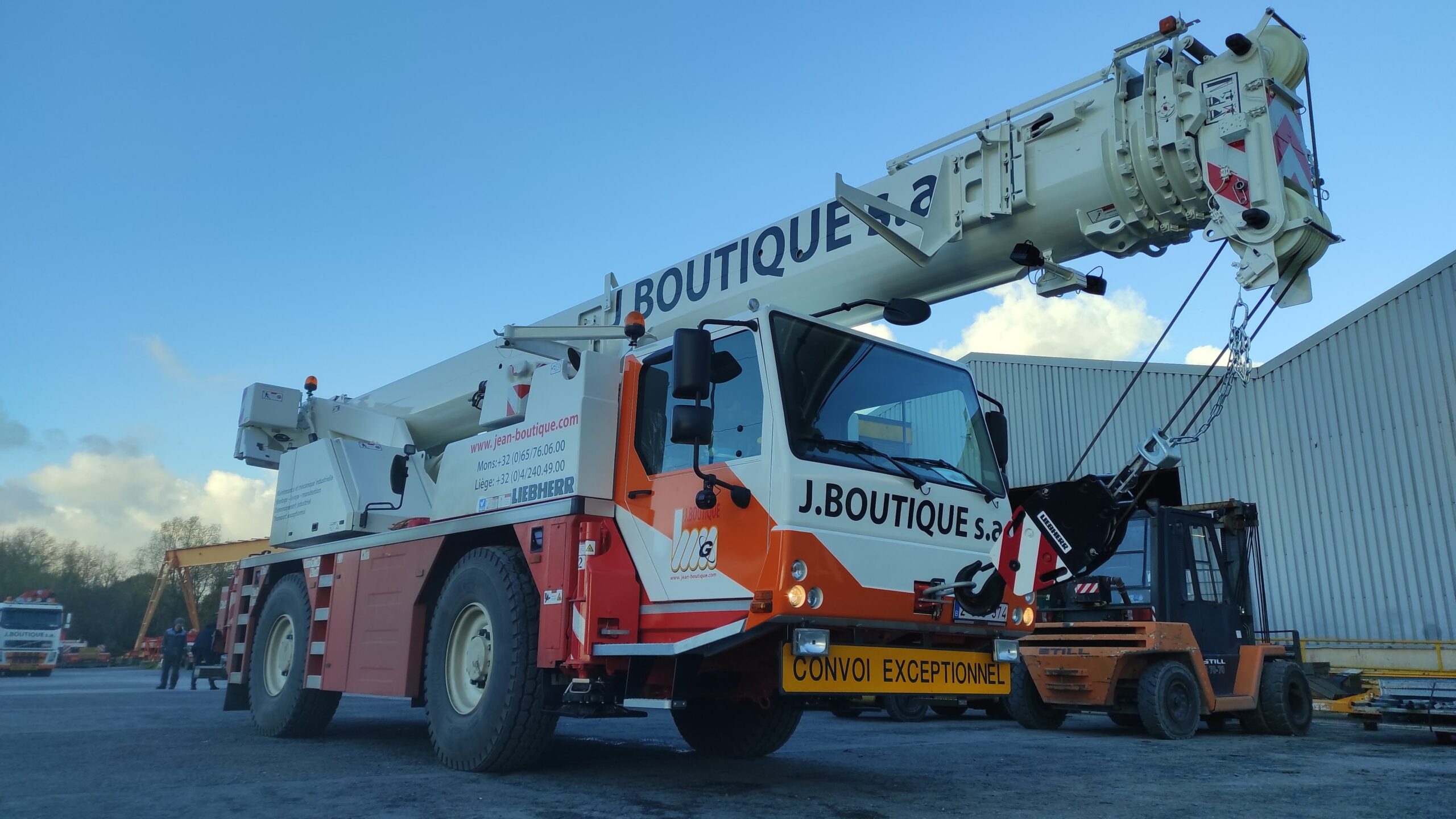 Arrivée d'une nouvelle grue de 40 tonnes ! - Jean Boutique